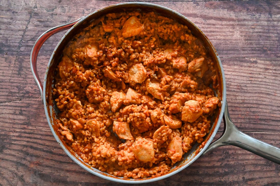 One-Pot Chicken Tomato Bulgur Pilaf - Simply Lebanese