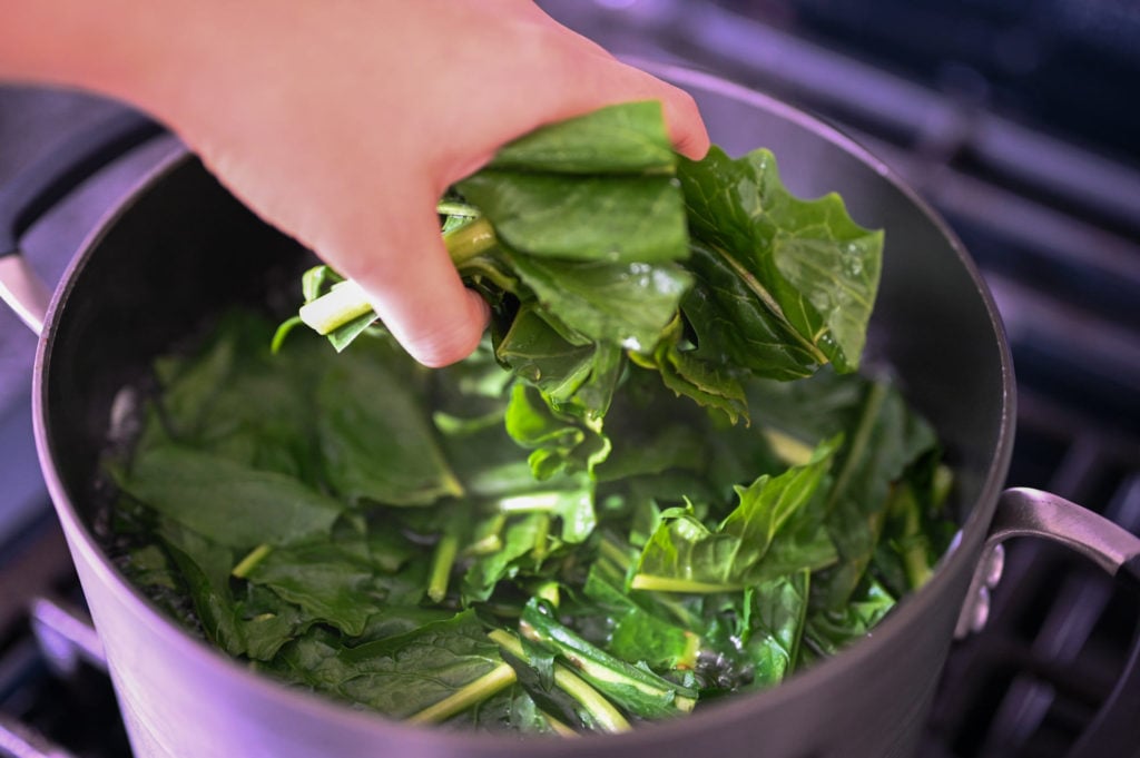 Hindbeh - Simply Lebanese