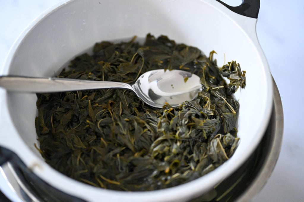 Molokhia with Roz - Simply Lebanese